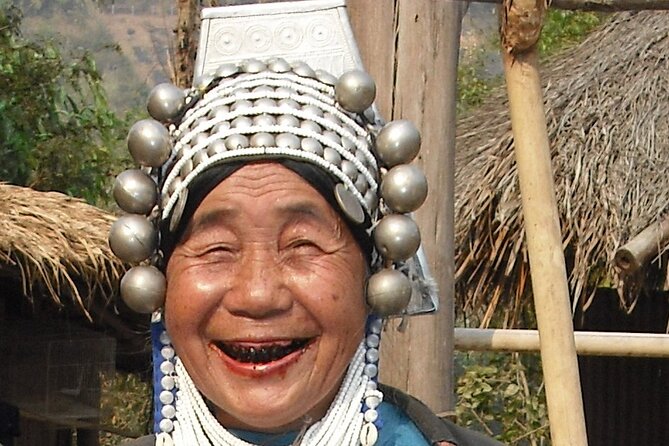 Full Day Group Tour in Chiang Rai - Key Points