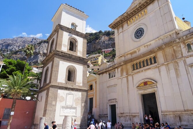 Full-Day Guided Tour in Pompeii, Sorrento and Amalfi Coast - Marveling at the Amalfi Coast Scenery