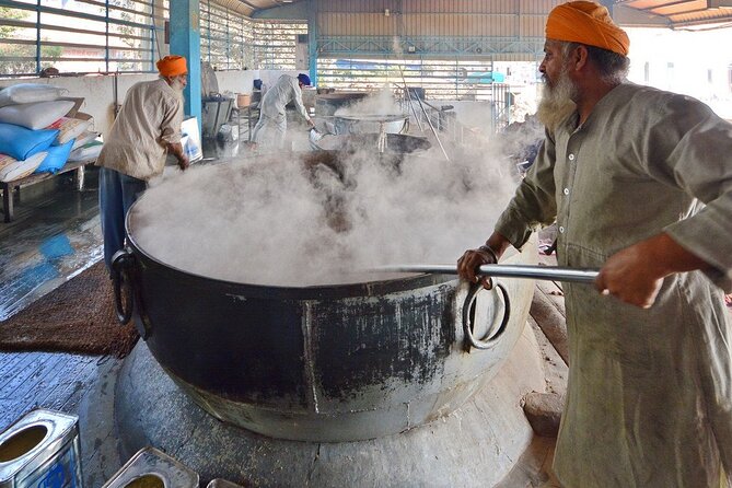 Full-Day Guided Tour of Amritsar city - A Detailed Look at the Tour Experience