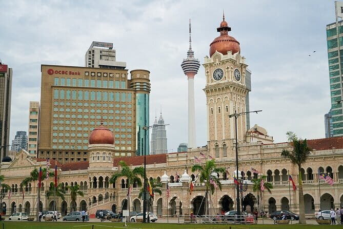 Full-Day Guided Tour to Sunway Lagoon Theme Park with Ticket - Key Points