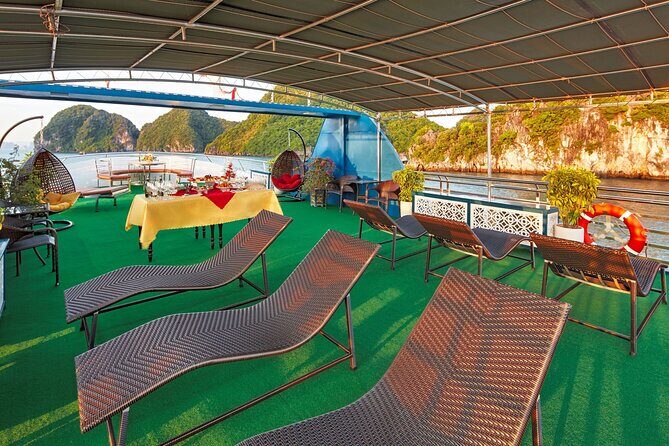 Full day Halong Bay Tour with Buffet Lunch - The Full Experience: What to Expect on the Halong Bay Day Trip