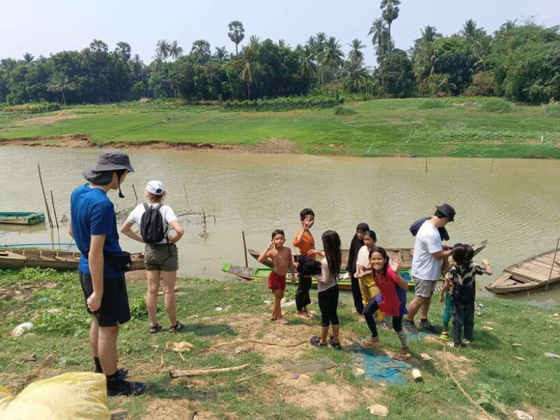 Full-day: Handicraft, Bamboo train, Killing cave, Bat Cave - Key Points