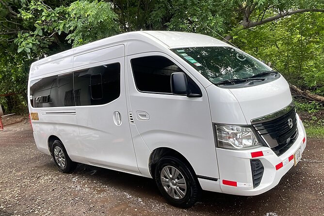 Full-Day Hike to La Leona Waterfall & Tubing Combo - Tubing Adventure