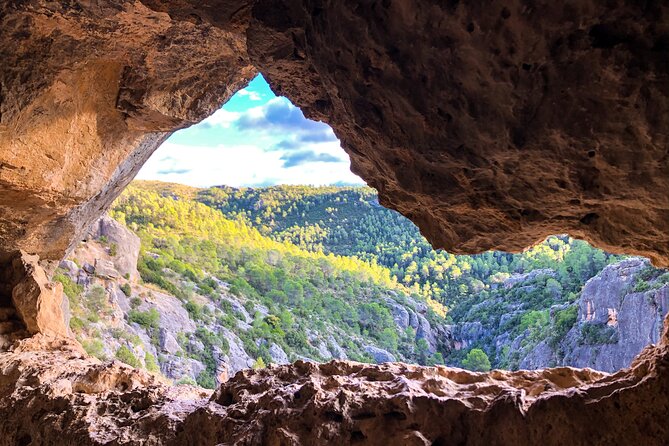 Full-day Hiking at Ruta the Aqua across Pena Cortada - Who Will Love This Tour?