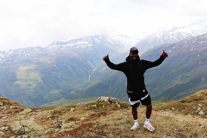 Full-Day Hiking Swiss Alps and Lake Lucerne With Pick-Up - Essential Items to Pack for the Hike