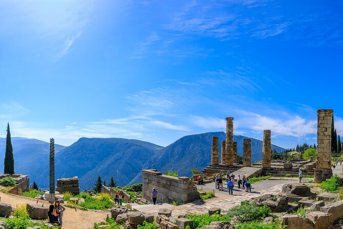 "Full day in Delphi/Livadia: Live the myths" - The Sum Up