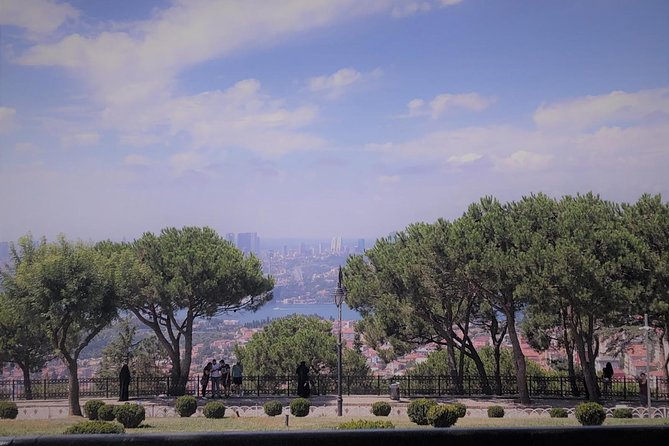 Full Day Istanbul Bosphorus Tour (European & Asian Sides) - Itinerary Highlights