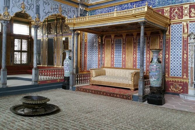 Full-Day Istanbul Old City Walking Tour - Pricing and Booking Information