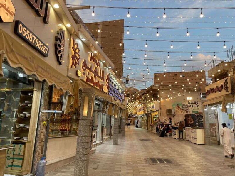 Full-Day Jeddah Discover the Heart of the Red sea - Modern Attractions and Cultural Gems