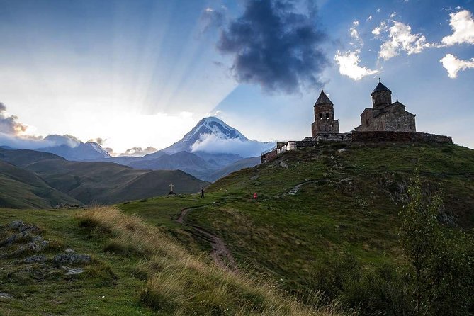 Full-Day Kazbegi Private Tour From Tbilisi - Highlights of the Tour