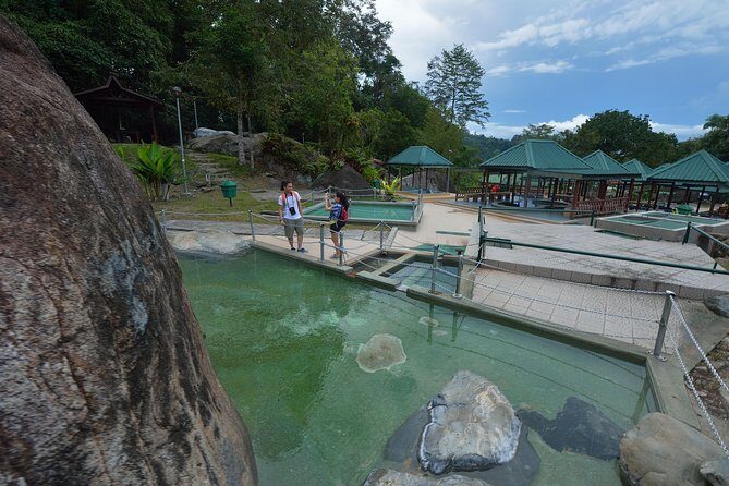 Full-Day Kinabalu Park and Poring Hot Spring Day Trip - Who Should Consider This Tour?