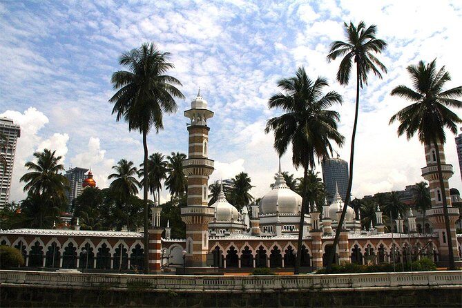 Full-Day Kuala Lumpur Grand Tour with Lunch - What the Tour Includes and What It Doesn’t