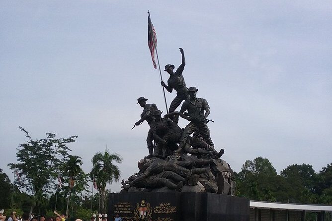 Full-Day Kuala Lumpur Grand Tour with Lunch - The Sum Up
