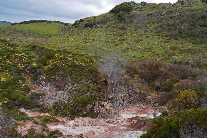 Full Day Lagoons and Volcanoes Tour in Terceira Island - Who Should Consider This Tour?