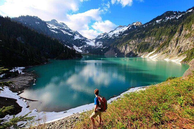 Full Day Leavenworth and Cascade Mountain Adventure Tour - Experience the Magic of the Leavenworth and Cascade Mountain Adventure Tour
