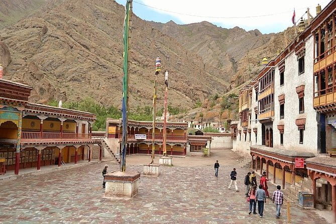 Full Day Leh Monasteries Tour (Shey, Thiksey & Hemis) - Authentic Experiences and Genuine Insights