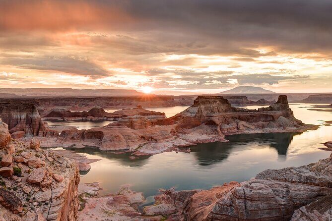 Full Day Lower Antelope Canyon and Horseshoe Bend in Las Vegas - Exploring the Itinerary in Detail