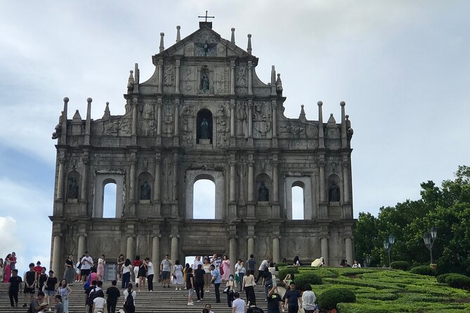 Full Day Macau Sightseeing Tour from Hong Kong (OW by HZM Bridge) - Who Should Consider This Tour?