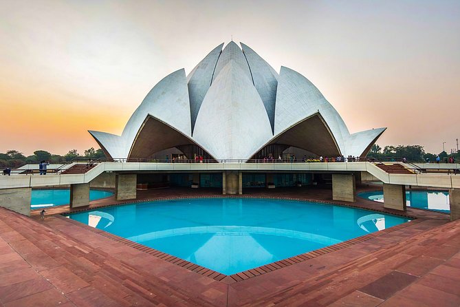 Full Day Old and New Delhi City Tour by Priavte Car - How the Tour Works: Logistics and Practicalities