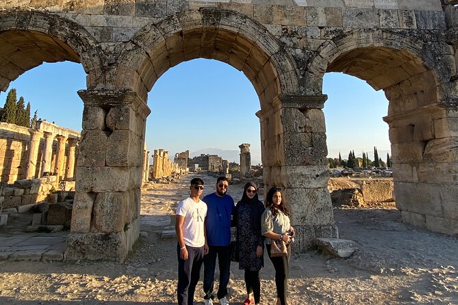 Full-Day Pamukkale-Hierapolis Tour From Antalya With Lunch - Visiting Pamukkale Independently