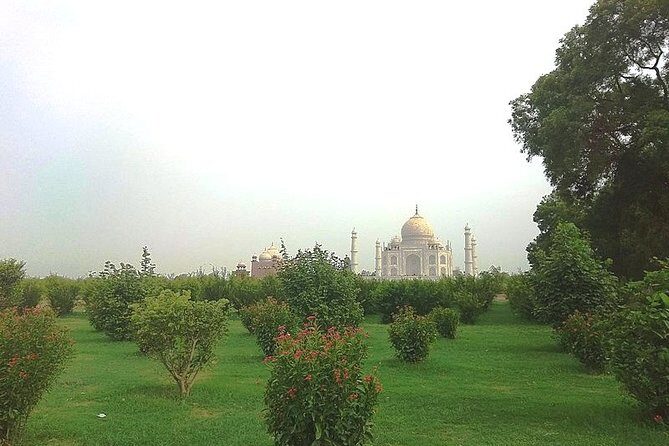 Full-day private Agra tour with Kachhpura Village walk from Delhi - Sunset at Mehtab Bagh