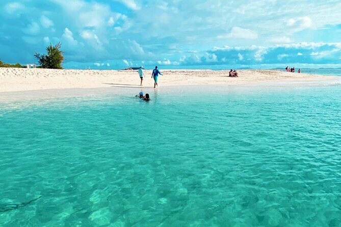 Full Day Private Boat Tour At Fajardo Local Keys - The Food and Beverage Experience