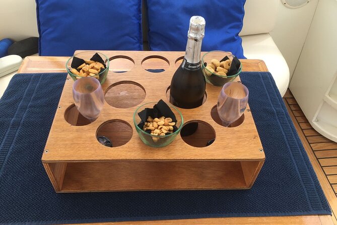 Full Day Private Boat Tour of Capri - Dining and Refreshments