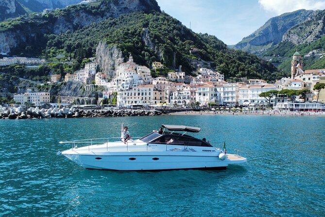 Full day private boat tour to the Island of Capri - A Complete Look at the Full Day Private Boat Tour to the Island of Capri