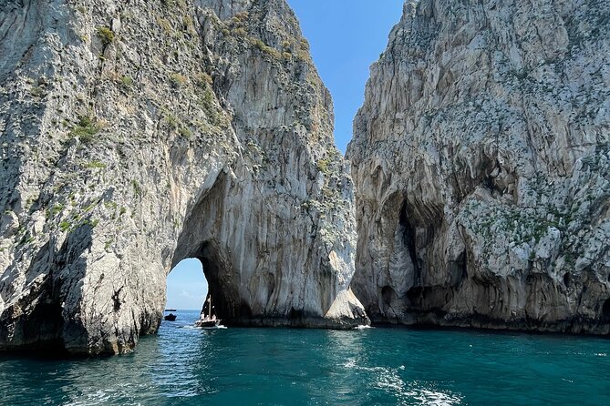 Full day private boat tour to the Island of Capri - Practicalities and Considerations