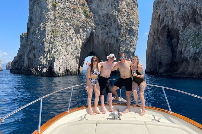Full-Day Private Guided Boat Tour in Capri - Navigating the Waters: The Role of Your Personal Skipper