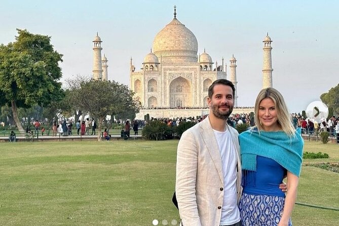 Full-Day Private Guided Taj Mahal Tour from Delhi by Car - Exploring Agra Fort: Mughal Majesty