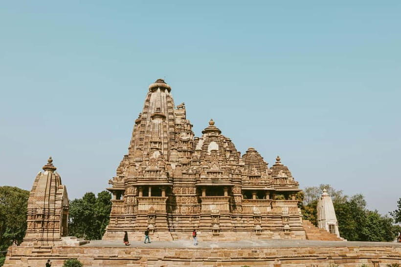 Full-Day Private Guided Temple Tour in Khajuraho - Exploring the Full-Day Private Guided Temple Tour in Khajuraho