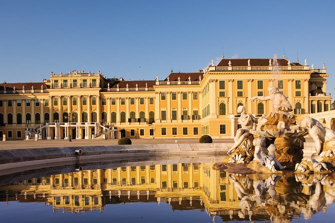 Full Day Private Guided Tour of Vienna From Budapest With Lunch - Dining and Cuisine in Vienna
