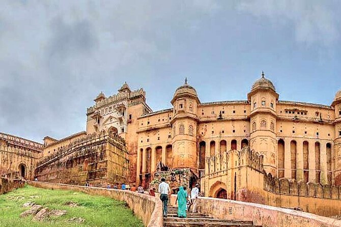 Full-Day Private Jaipur Local Sightseeing with optional Guide - In-Depth Look at the Itinerary