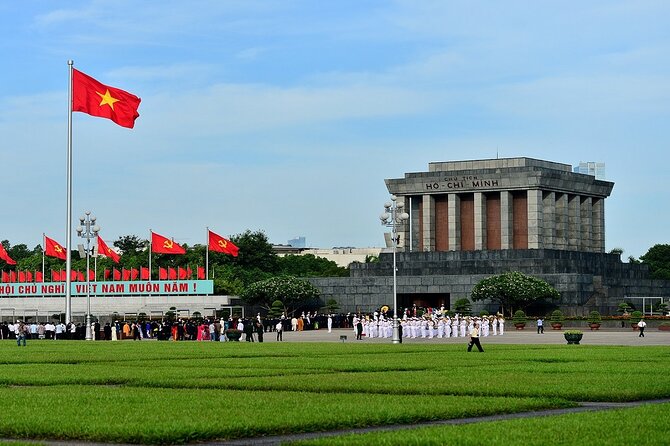 Full Day Private Luxury Tour with Cyclo in Hanoi - Key Points