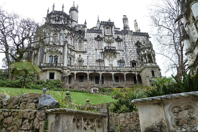 Full-Day Private Sintra Tour With Wine Tasting and Pena Palace - The Sum Up