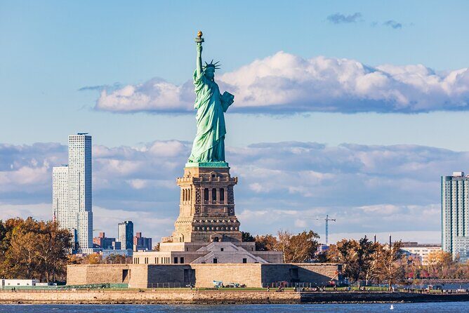 Full Day Private Tour in New York from New York hotels - Who Should Consider This Tour?