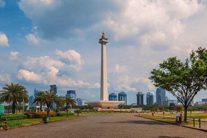 Full Day Private Tour of Jakarta Visit Highlights Places - An In-Depth Look at the Tour