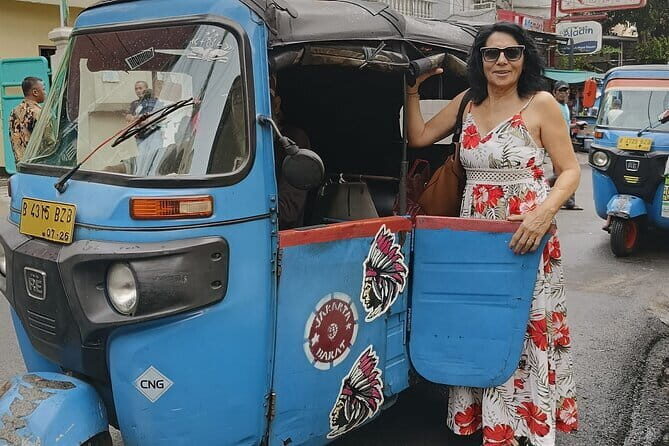 Full Day Private Tour of Jakarta Visit Highlights Places - Authenticity and Depth