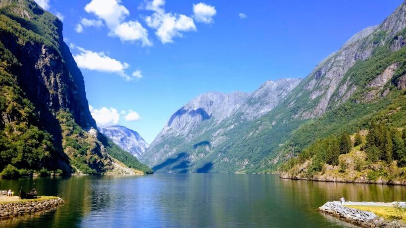 Full day private tour to Flåm - An In-Depth Look at the Tour Experience