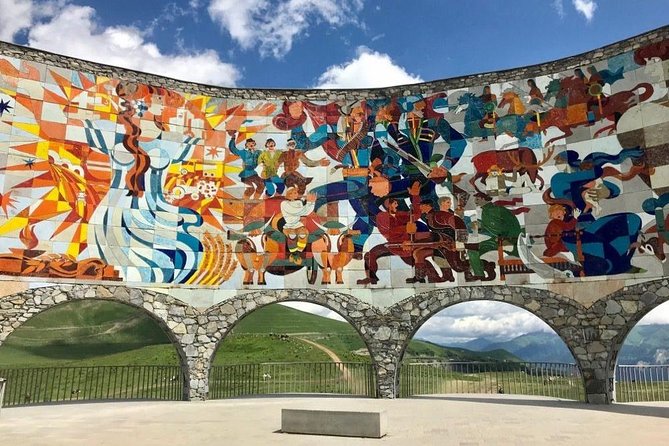 Full-Day Private Tour to Kazbegi From Tbilisi - The Beauty of Dariali Gorge and Castle