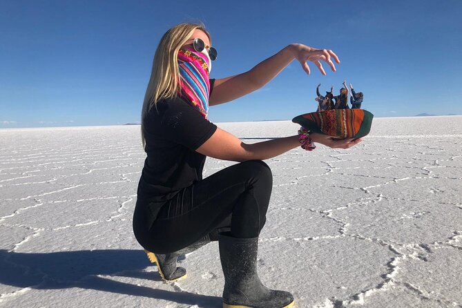 Full Day Private Tour to Salar De Uyuni - Salar De Uyuni Highlights