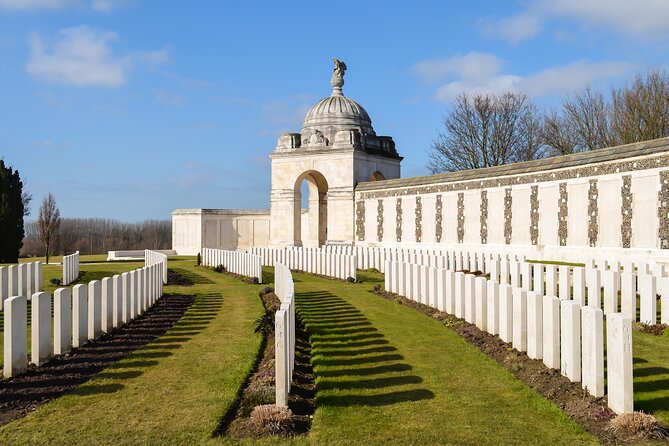 Full Day Private Tour to WWI Passchendaele Base in Ypres - Detailed Breakdown of the Itinerary