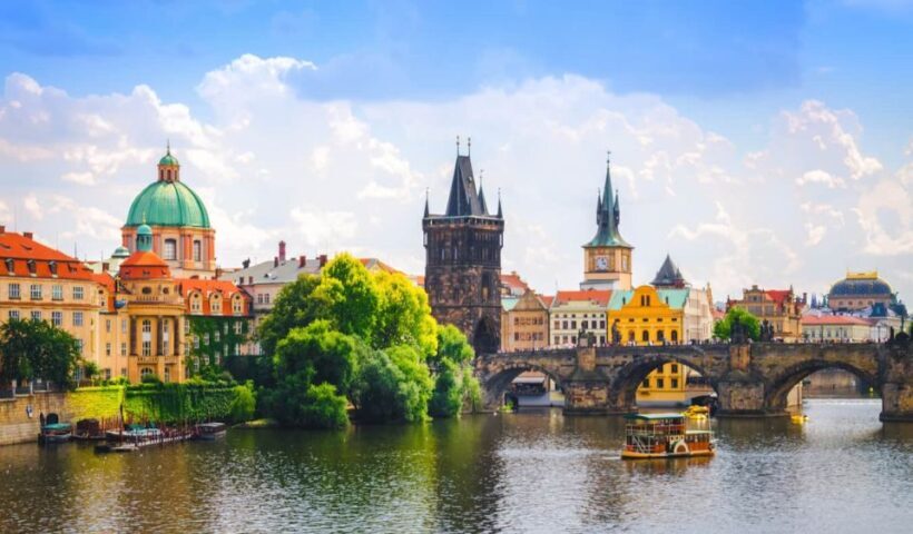 Full-Day Private Trip from Vienna to Prague - Full-Day Private Trip from Vienna to Prague