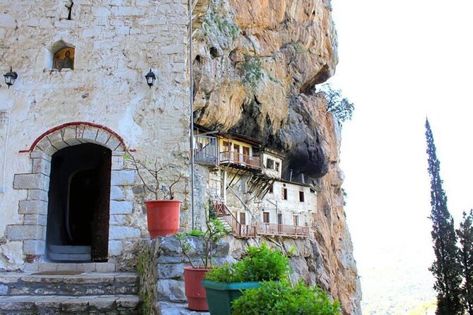 Full Day Private Trip to Traditional Villages in Arcadia & Clifftop Monastery - FAQs