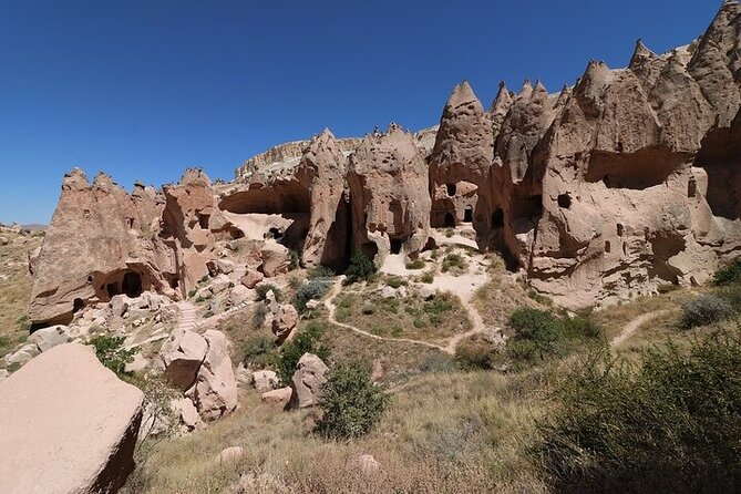 Full Day Red Tour in Cappadocia With Lunch - Exploring Uchisar Castle