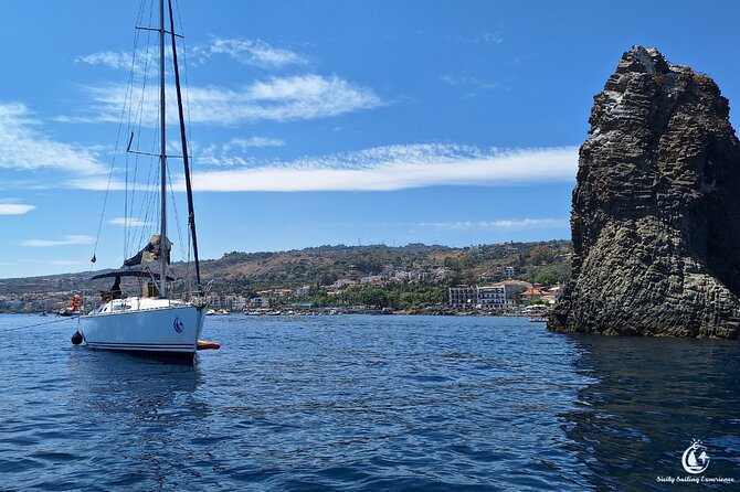 Full Day Sailing Tour Catania-Acitrezza - Meeting and Pickup Information