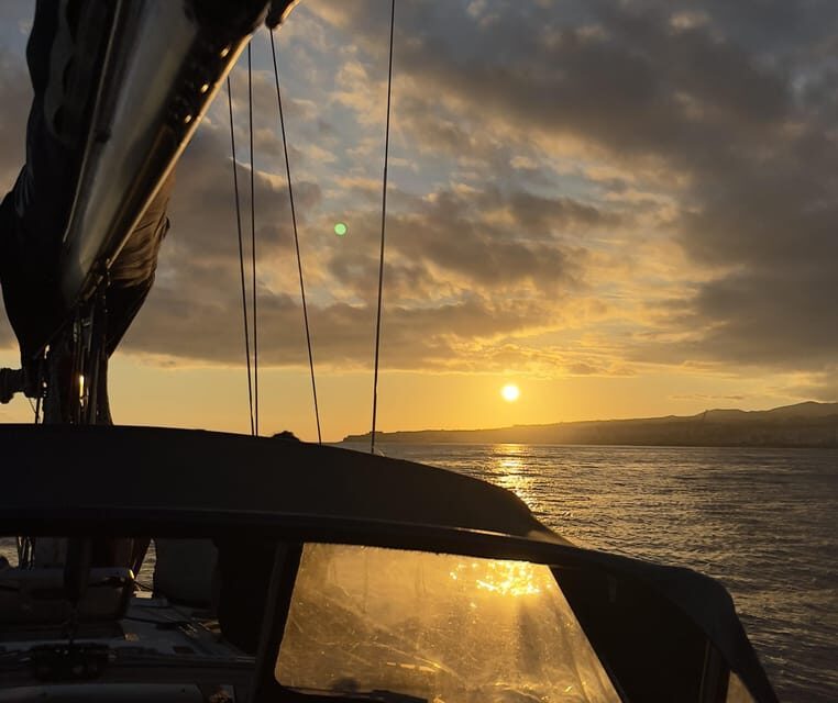 Full Day: Sailing tour with lunch & snorkeling included. - What Makes This Tour Special
