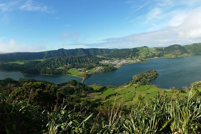 Full-Day Sete Cidades Crater Lake and Fire Crater Lake Private Tour - Customer Reviews and Feedback