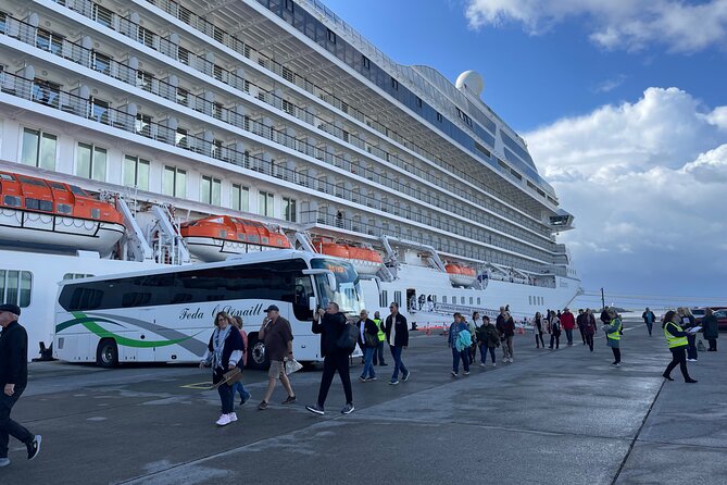 Full-Day Shore Excursion for Cruise Ships to Killybegs, Donegal - Dining at the Rusty Mackerel